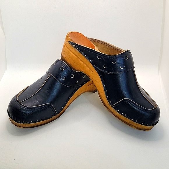 Bastad/Troentorp | Shoes | Bastad Original Swedish Clogs Troentorp Navy ...